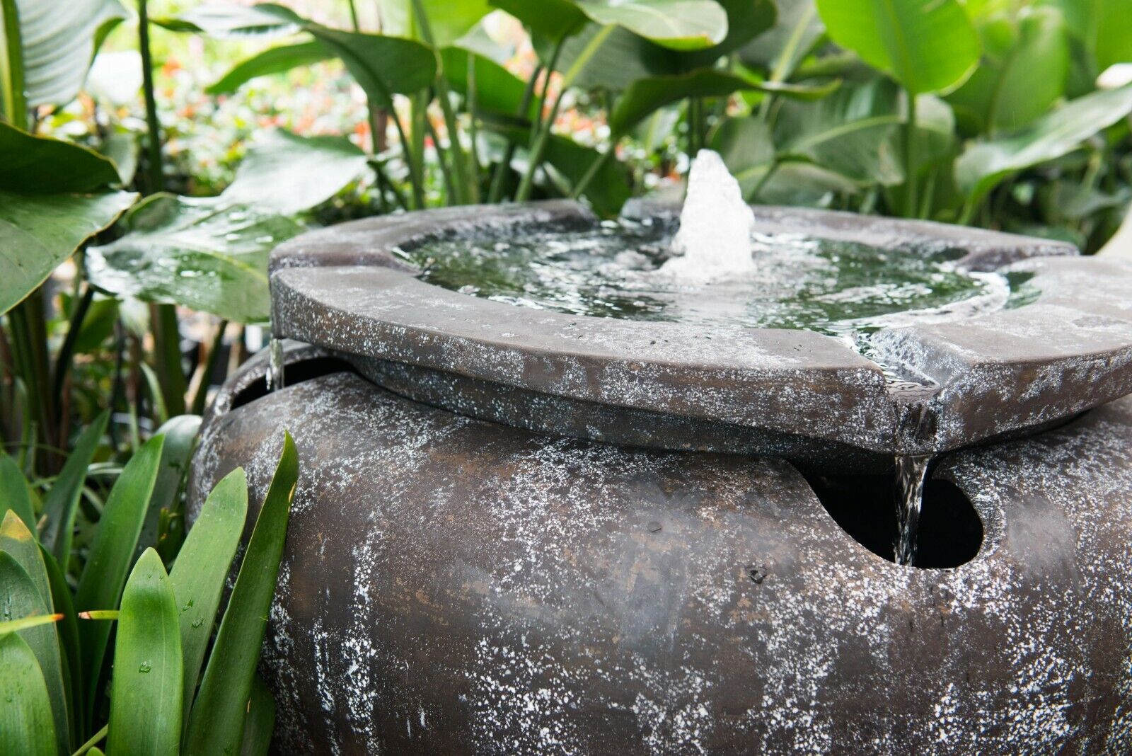 Fluidity - Modern Bubbling Bowl Water Feature – Water Features Adore
