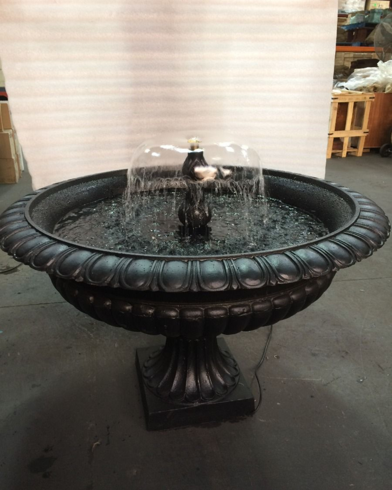 Aquaedge - Self Contained Cast Iron Urn Water Feature – Water Features ...
